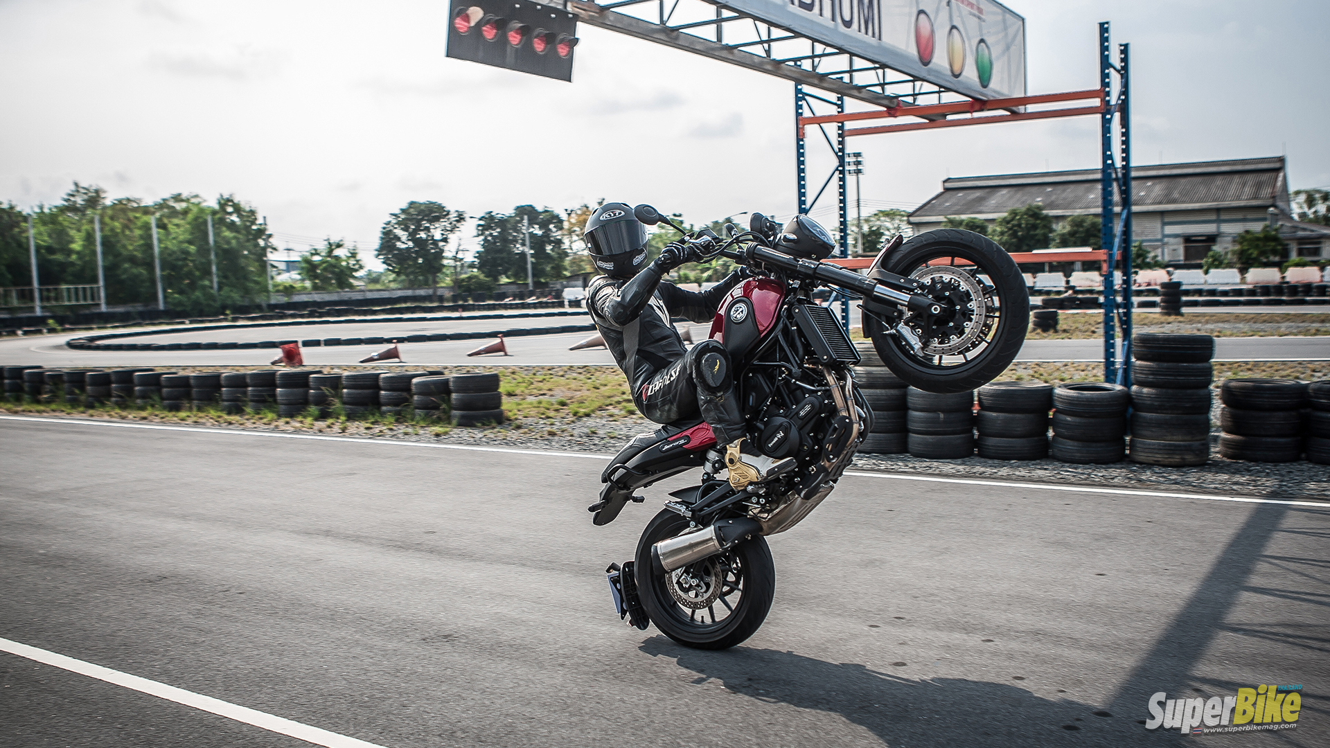 BN- 13 - SuperBikeMag.Com | เว็บข่าวสารมอเตอร์ไซค์ที่ถูกต้องรวดเร็ว ...