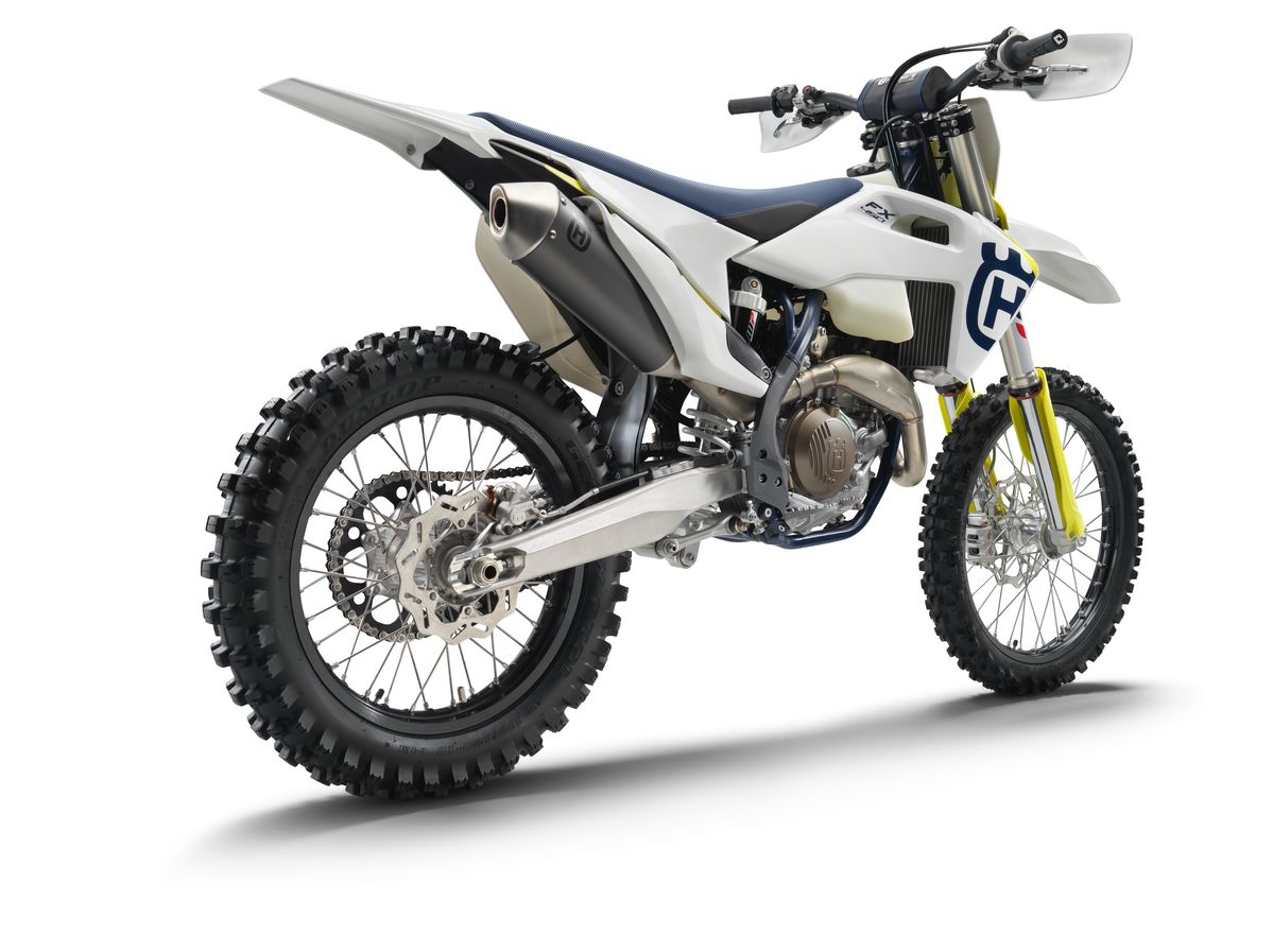 ข้อมูลและสเปค Husqvarna FX 450 (2019) - SuperBike Magazine