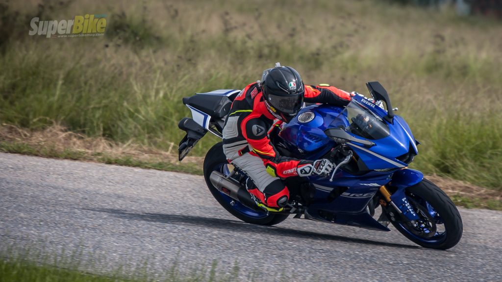 ทดสอบ รีวิว YAMAHA YZF-R6 Supersport 600 ซีซี - SuperBikeMag.Com | ข่าว ...