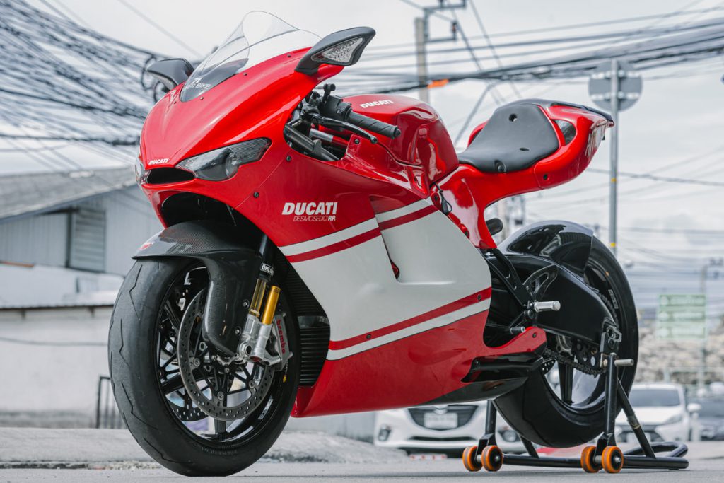 Ducati Desmosedici D16RR รถแรร์ในฝันของหลายๆ คน!! - SuperBike