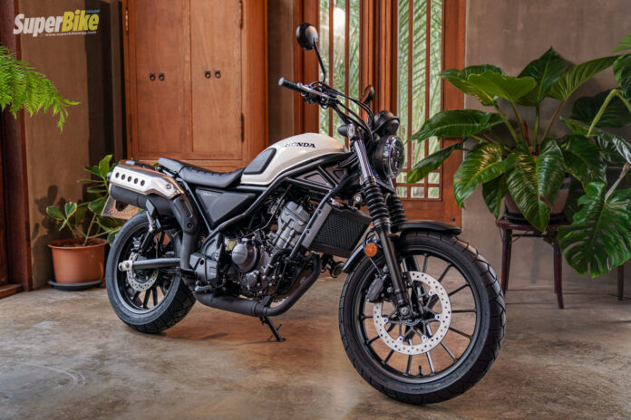 CL300 สแครมเบลอร์พิกัดเริ่มต้นจากค่ายปีกนก - SuperBikeMag.Com | ข่าว ...