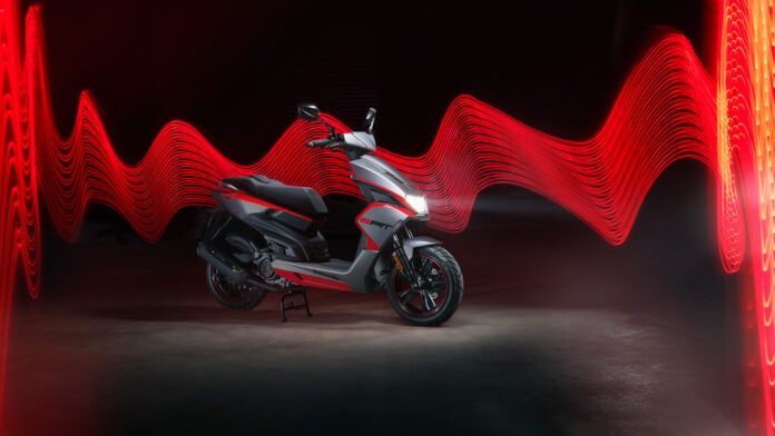 Lexmoto SRT 125 สกู๊ตเตอร์ไซส์เล็กสำหรับคนเมือง - SuperBike