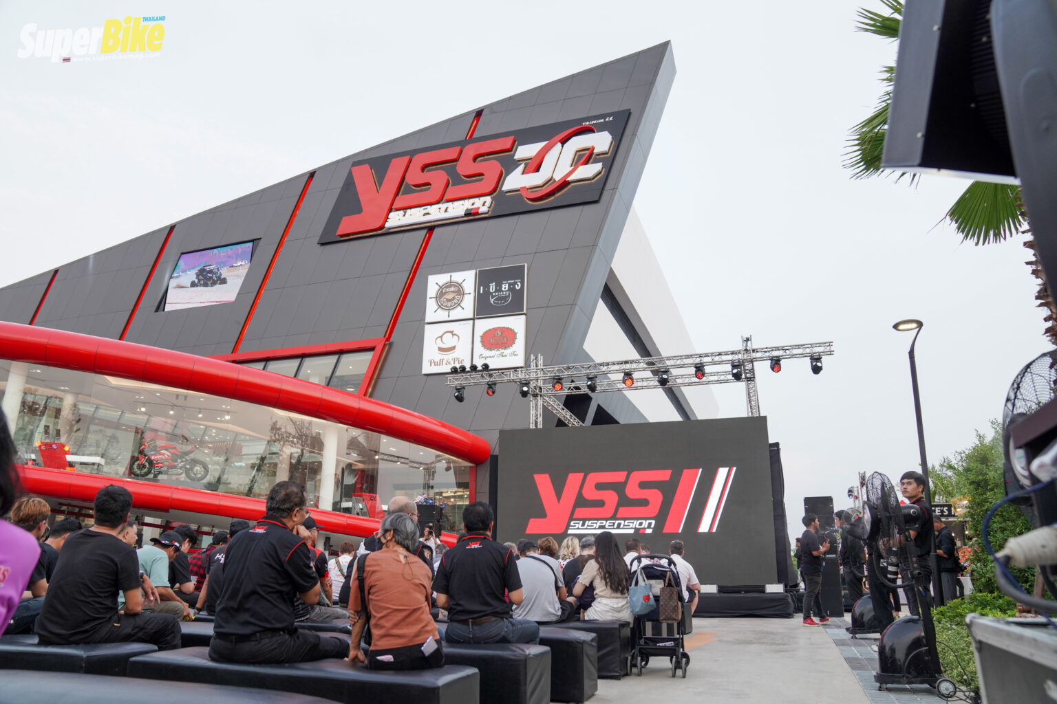 YSS D.C. โชว์รูมโช้คอัพ ใหญ่ที่สุดในไทย