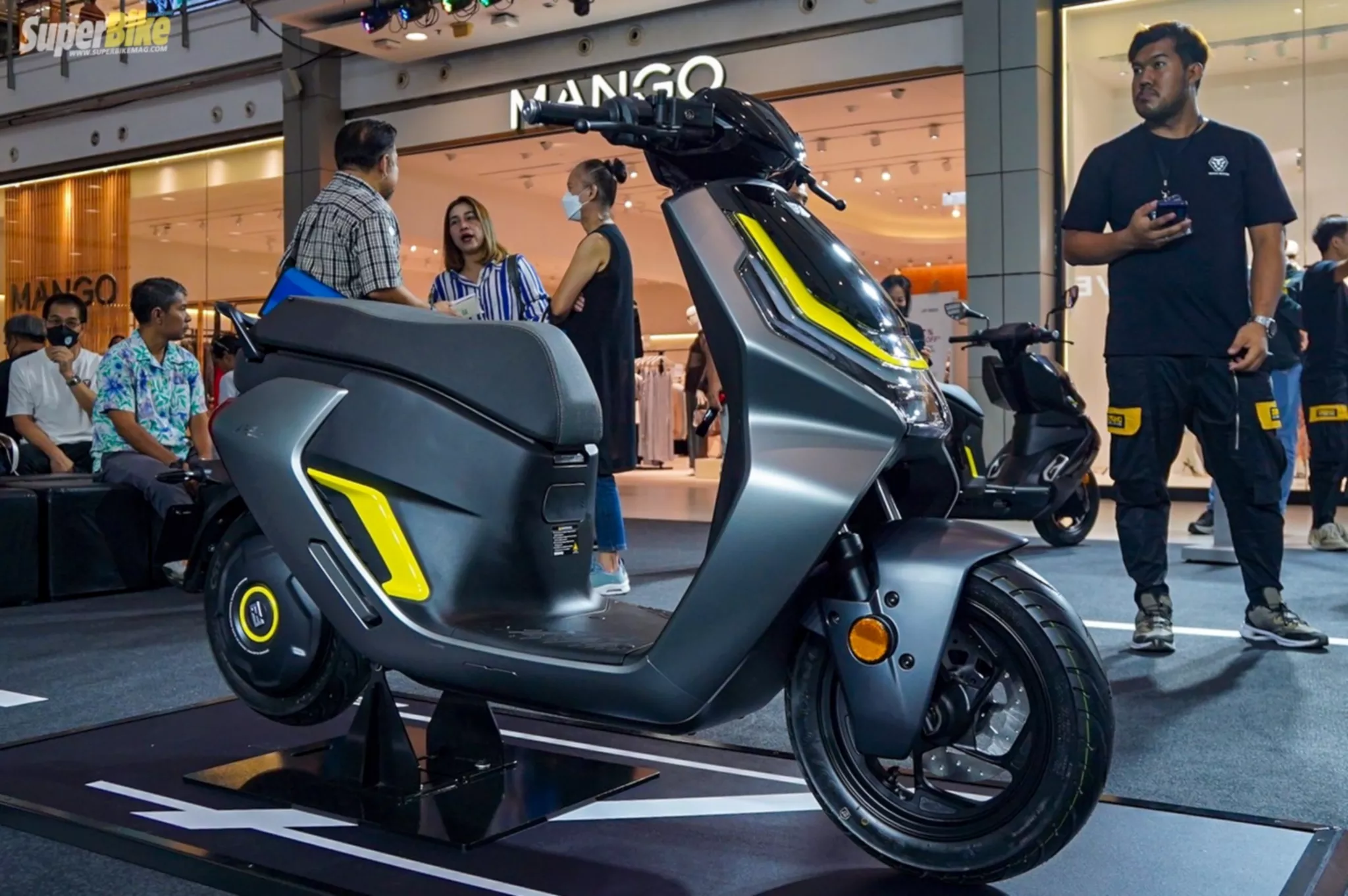 ZEEHO เปิด 3 โมเดลรถไฟฟ้า รุ่นใหม่ล่าสุด » SuperBike x SuperDrive ข่าว ...