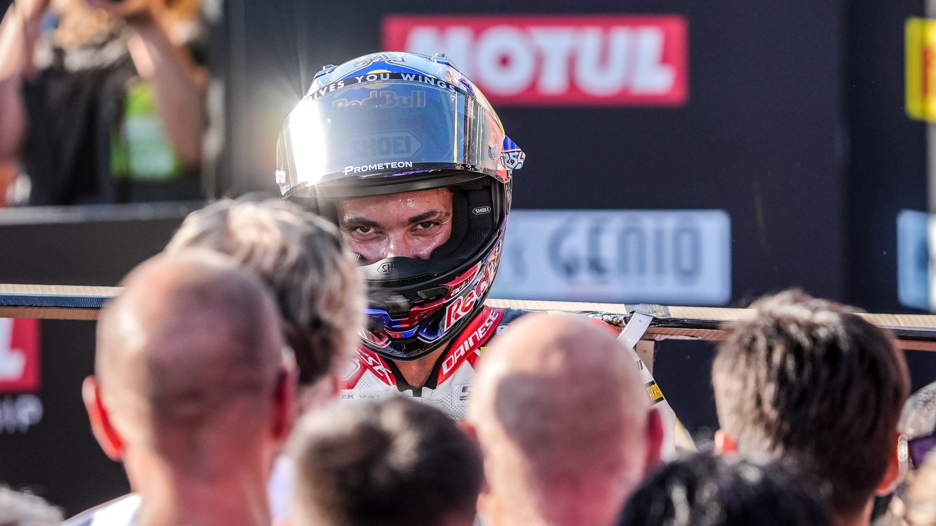 บังโตขึ้นเทียบสถิติโลก Guinness World Record - SuperBikeMag.Com | ข่าว ...