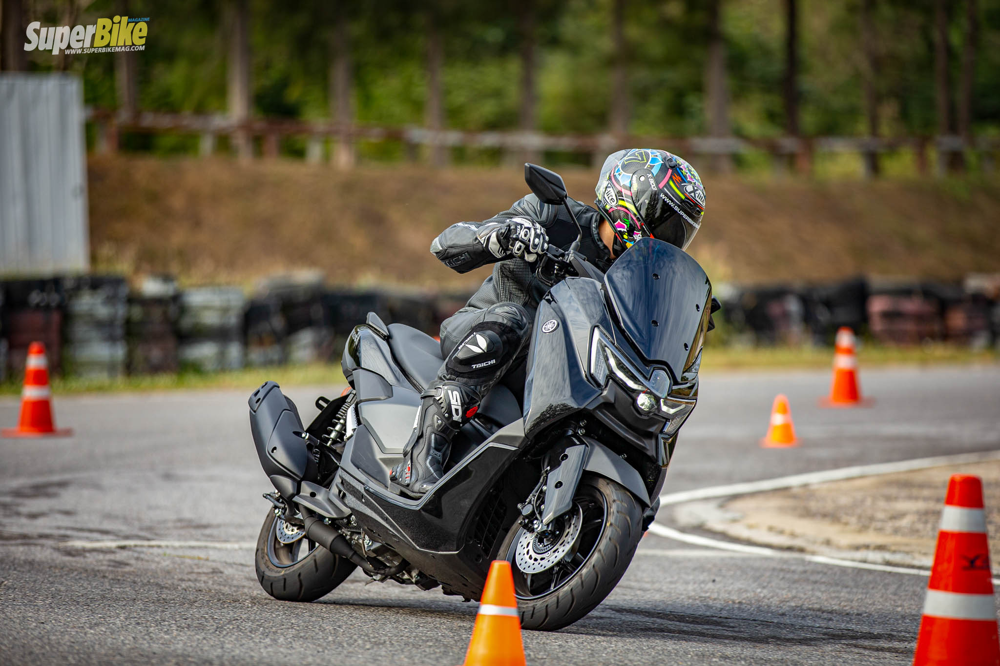 Nmax แอคชั่น 2048 (20 of 26) » SuperBikeMag.Com ข่าวมอเตอร์ไซค์ รีวิว ...