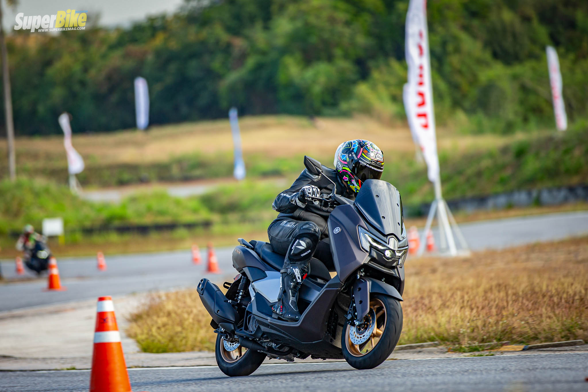 Nmax แอคชั่น 2048 (9 of 26) - Superbikemag