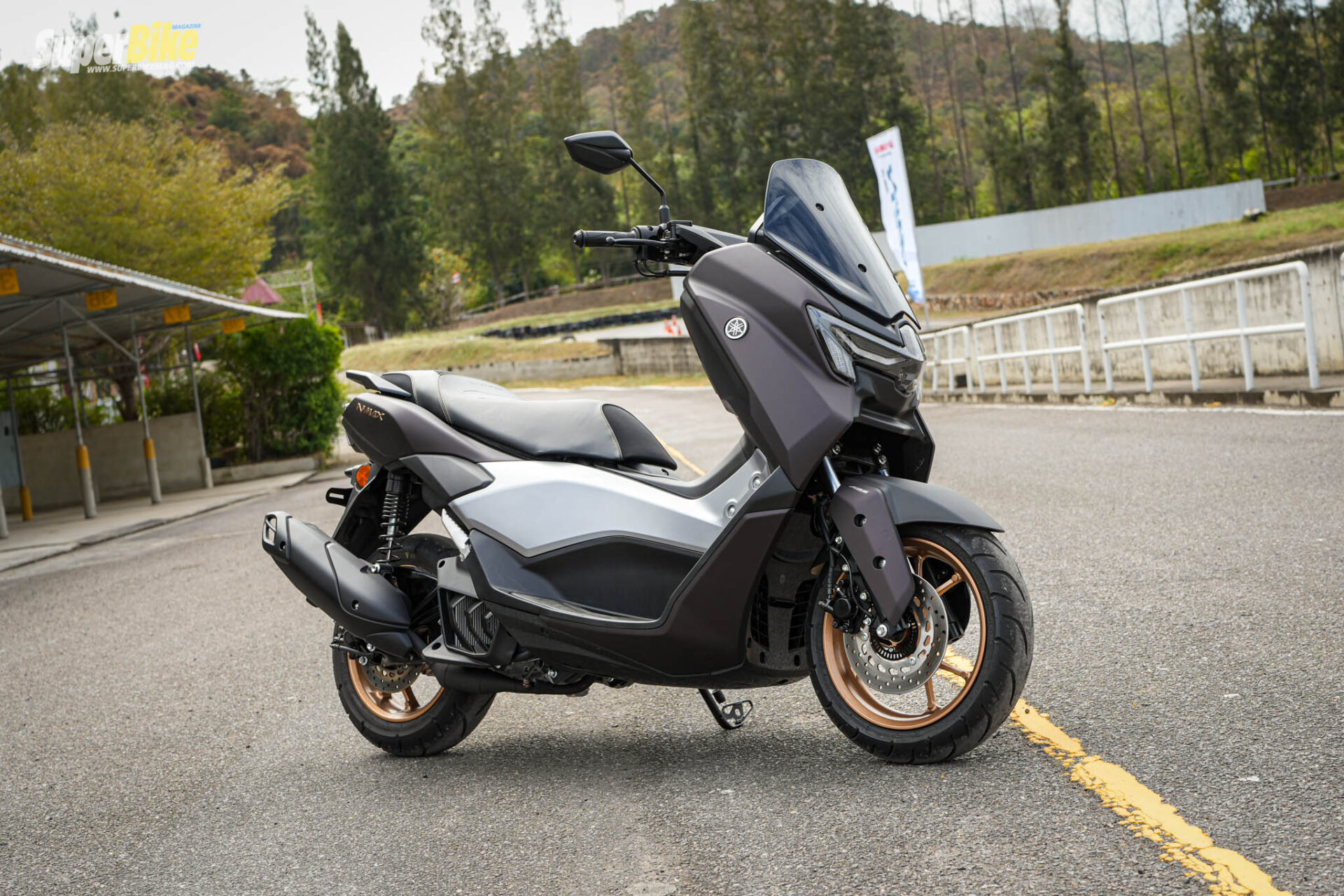 รีวิว 2025 NMAX Tech Max ฟีล โครต ดี - Superbikemag