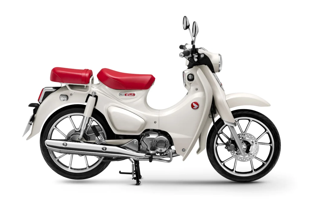 Honda C125 Custom Edition 2025 ขาว เนียน หรูหรา ราคาไม่ถึงแสน ...